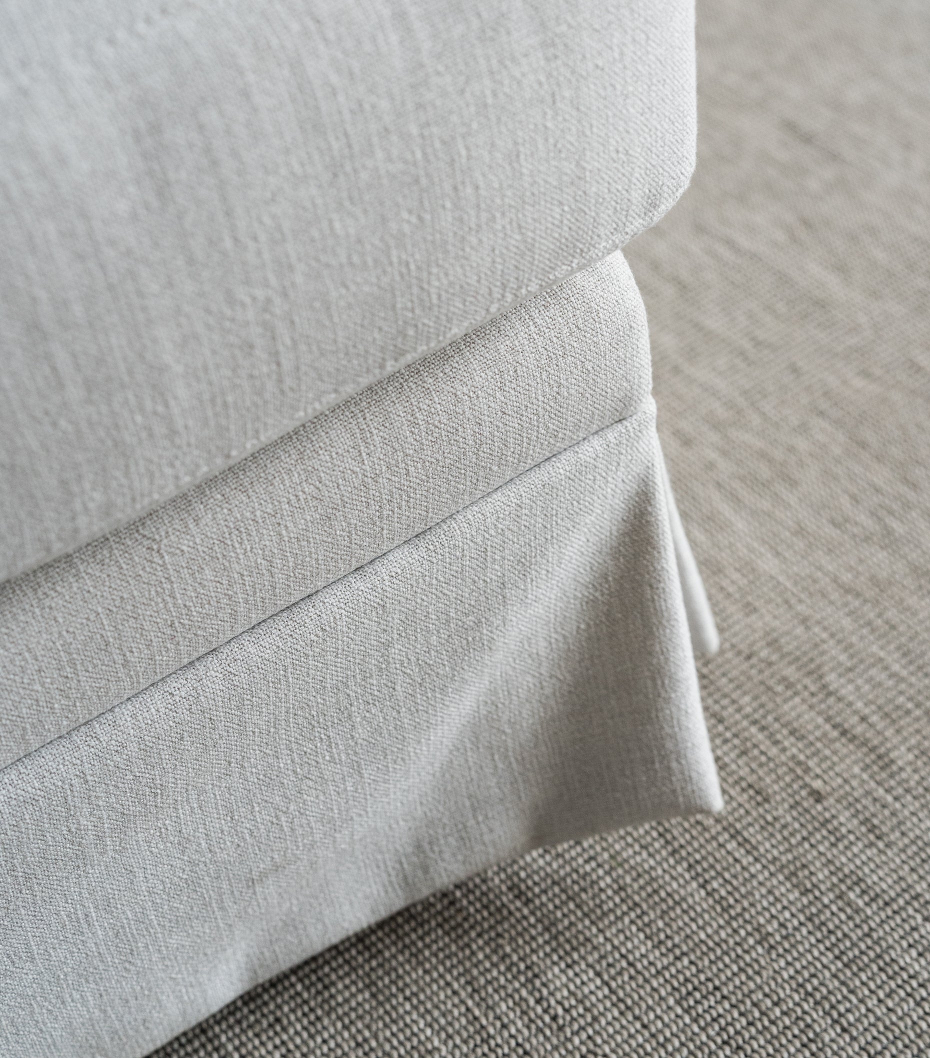 Sofá Moraira – Gloss & Raffles