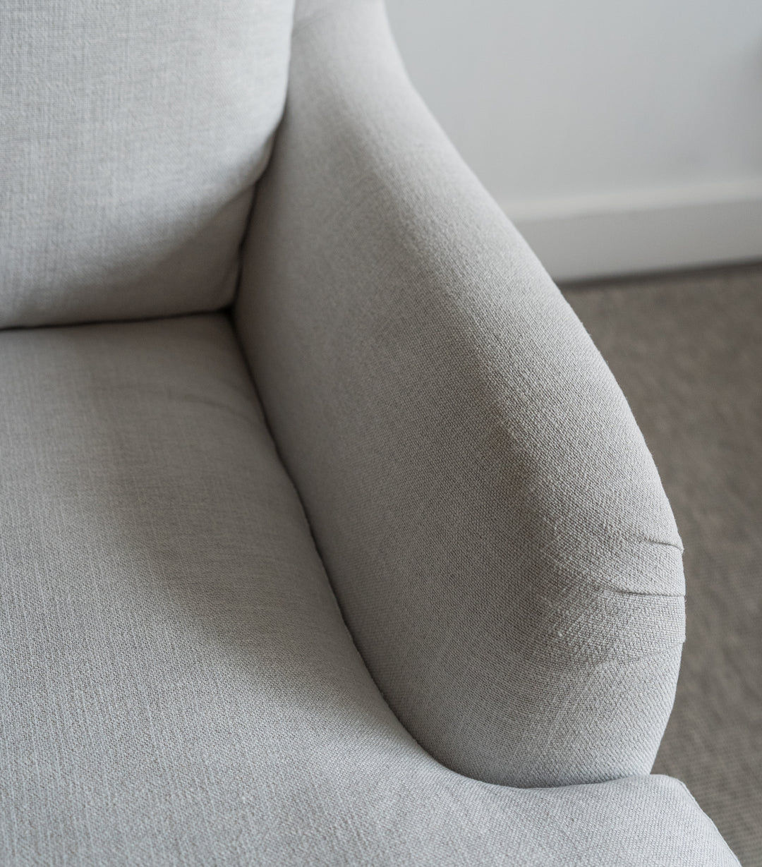 Sofá Moraira – Gloss & Raffles