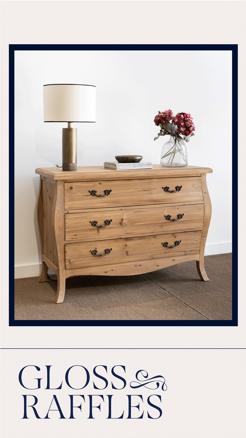 Cómoda Isabelina – Gloss & Raffles