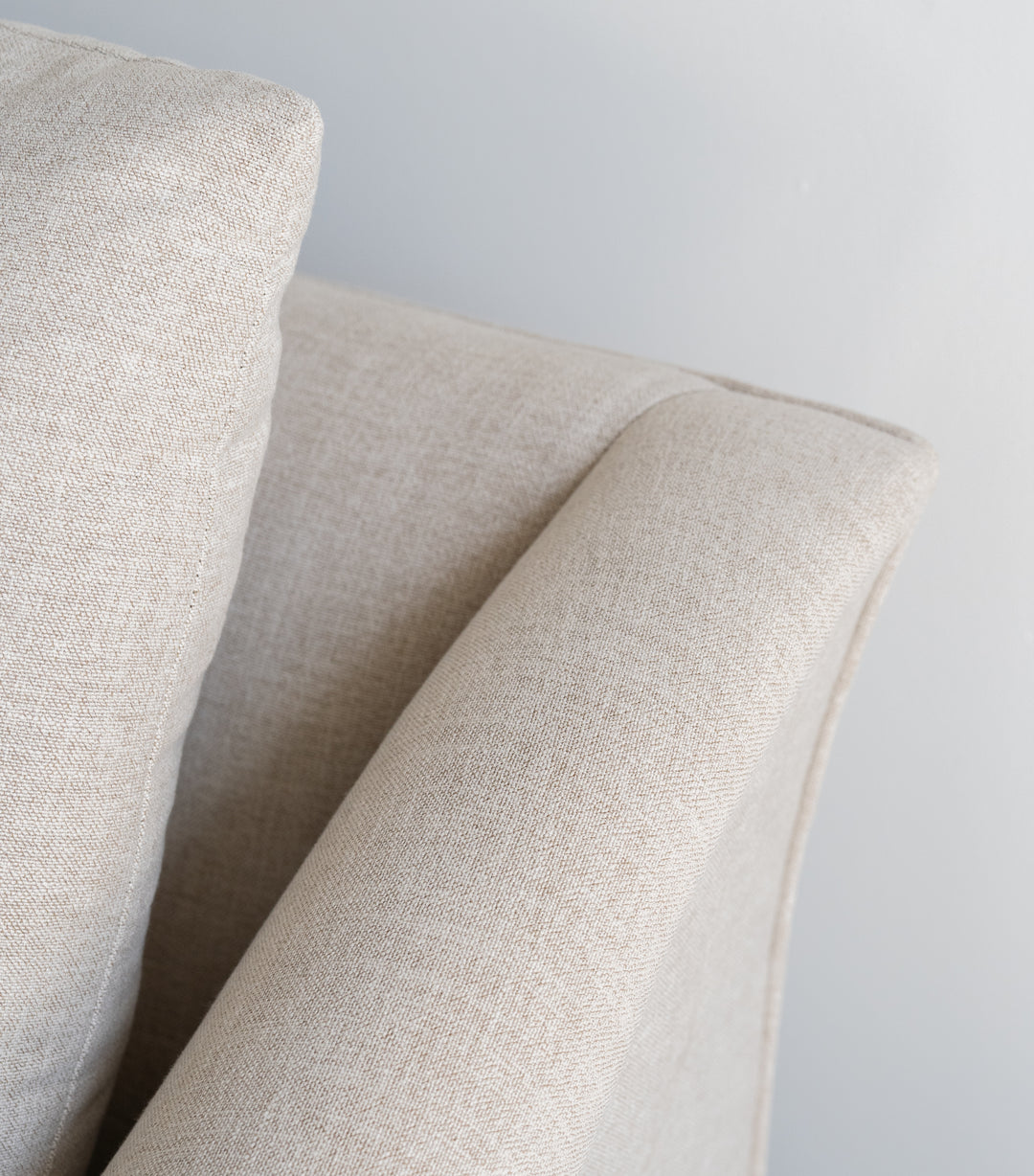 Sofá Carla – Gloss & Raffles