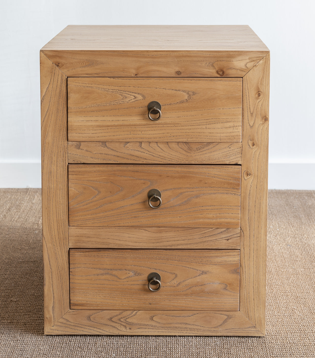 Mesilla Ginebra – Gloss & Raffles